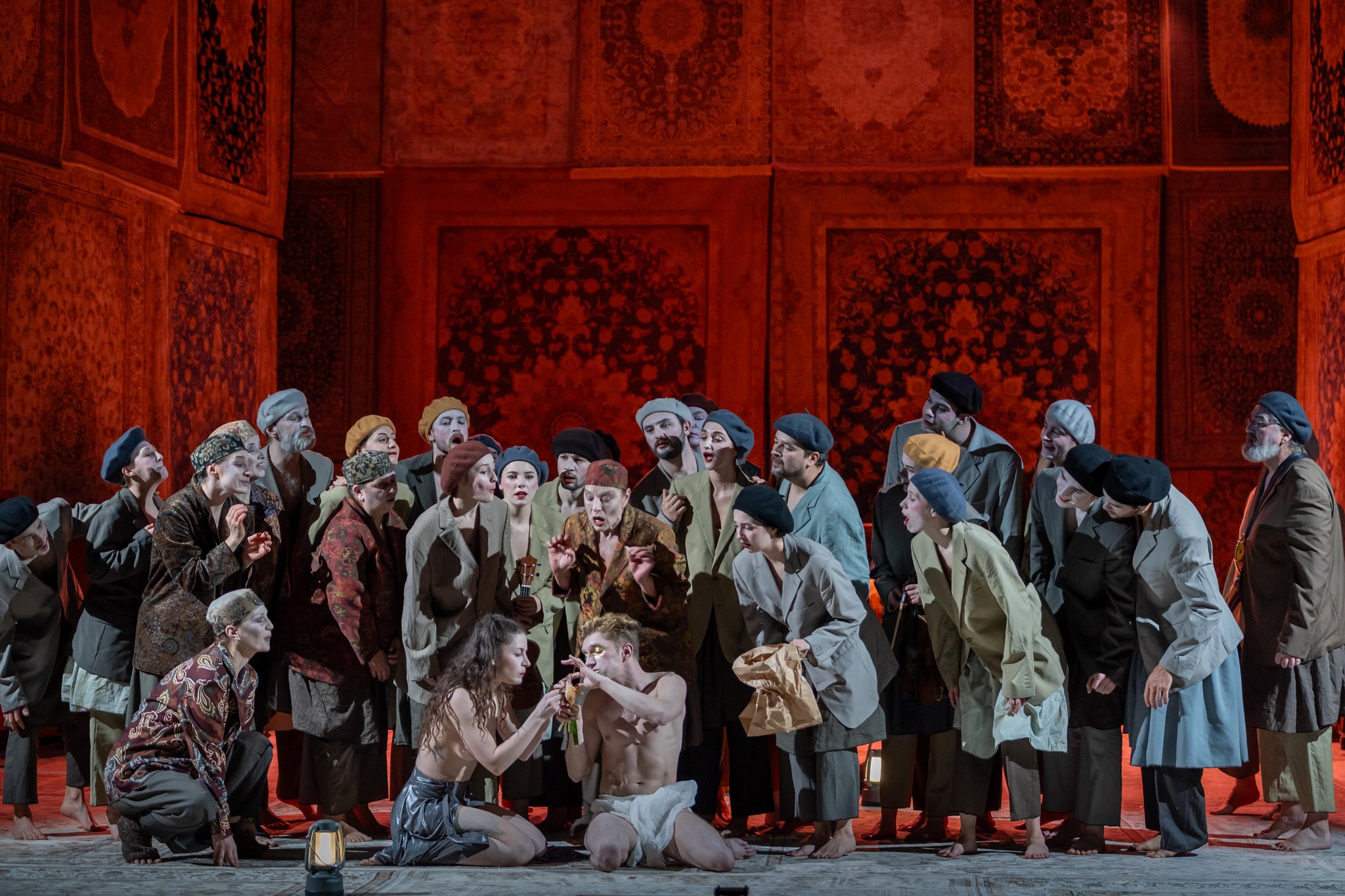 Agenda LiterNet / Monica Ciurea: Teatrul, cutia cu o mie de povești ...