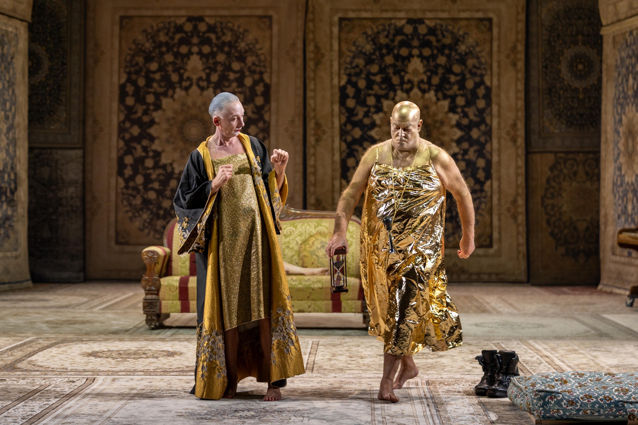 Agenda LiterNet / Monica Ciurea: Teatrul, cutia cu o mie de povești ...